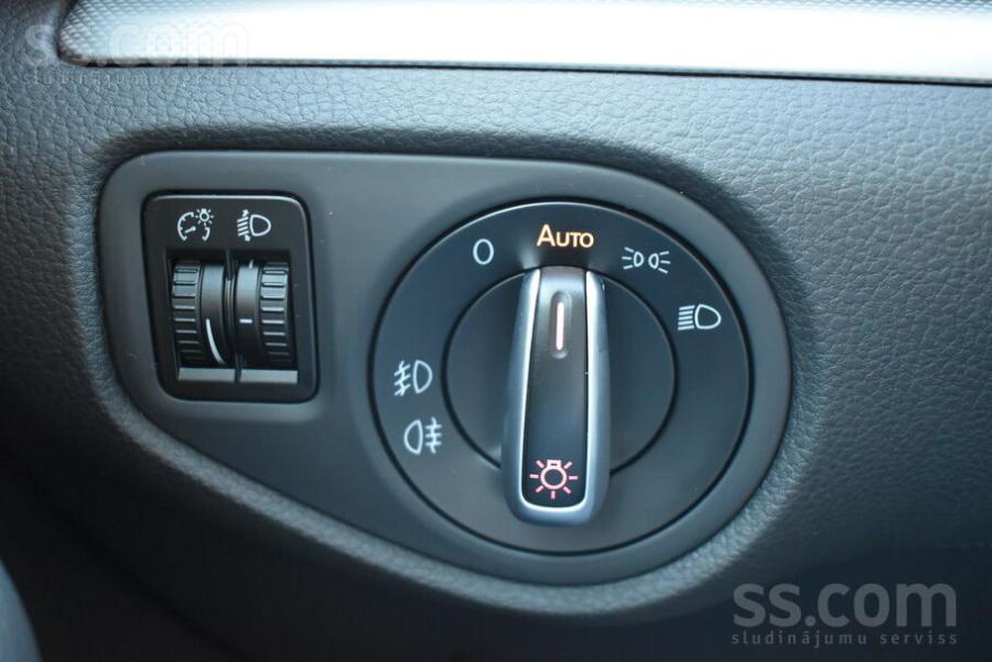 Grey Volkswagen Sharan 2013 in Kuldiga, with an engine capacity of 2.00 L and mileage of 0 thousand km for 7300 €, photo 18 on AUTOMOTO.COM.LV
