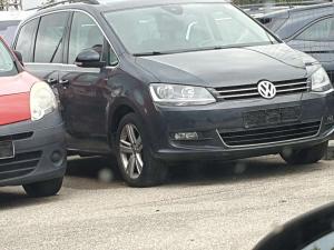 Pelēks Volkswagen Sharan 2013 Marijampole, ar dzinēja tilpumu 1.39 L un nobraukumu 240 tūkst. km par 4444 €, foto 11 vietnē AUTOMOTO.COM.LV