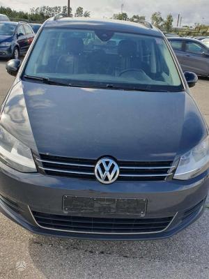 Pelēks Volkswagen Sharan 2013 Marijampole, ar dzinēja tilpumu 1.39 L un nobraukumu 240 tūkst. km par 4444 €, foto 12 vietnē AUTOMOTO.COM.LV