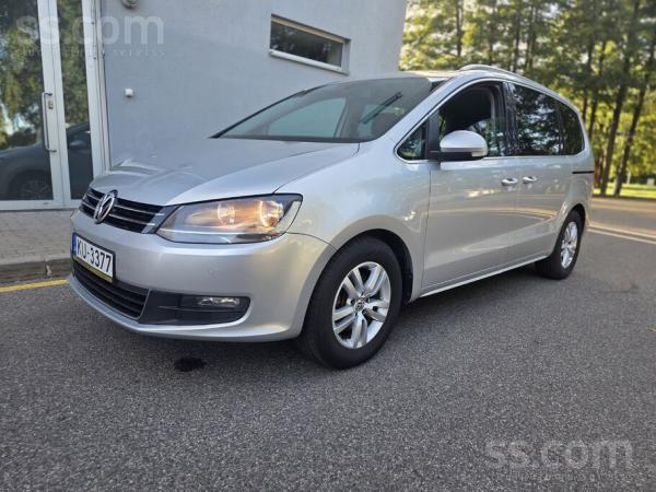 Volkswagen Sharan 2013 in Riga on AUTOMOTO.COM.LV Grey Volkswagen Sharan 2013 in Riga, with an engine capacity of 2.00 L and mileage of 0 thousand km for 5900 €, photo 1 on AUTOMOTO.COM.LV