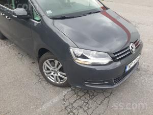 Pelēks Volkswagen Sharan 2014 Rīga, ar dzinēja tilpumu 2.00 L un nobraukumu 30 tūkst. km par 10000 €, foto 2 vietnē AUTOMOTO.COM.LV