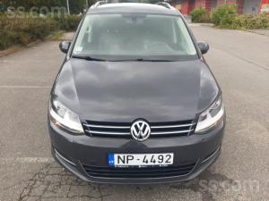 Pelēks Volkswagen Sharan 2014 Rīga, ar dzinēja tilpumu 2.00 L un nobraukumu 30 tūkst. km par 10000 €, foto 3 vietnē AUTOMOTO.COM.LV