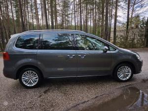 Grey Volkswagen Sharan 2014 in Druskininkai, with an engine capacity of 1.97 L and mileage of 237 thousand km for 8650 €, photo 20 on AUTOMOTO.COM.LV