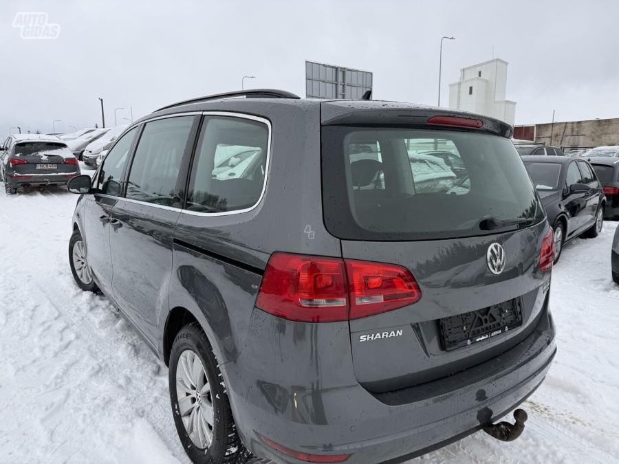 Pelēks Volkswagen Sharan 2014 Utena, ar dzinēja tilpumu 2.00 L un nobraukumu 253 tūkst. km par 7800 €, foto 6 vietnē AUTOMOTO.COM.LV