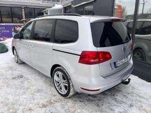 Pelēks Volkswagen Sharan 2014 Tallina, ar dzinēja tilpumu 1.97 L un nobraukumu 272 tūkst. km par 6400 €, foto 3 vietnē AUTOMOTO.COM.LV
