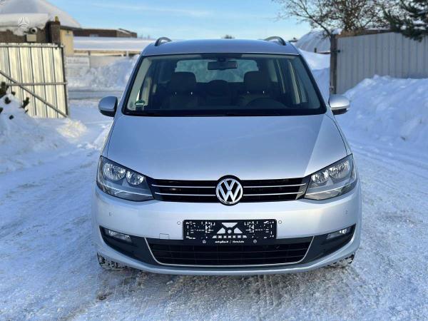 Grey Volkswagen Sharan 2014 in Telschi, with an engine capacity of 1.39 L and mileage of 178 thousand km for 8300 €, photo 2 on AUTOMOTO.COM.LV