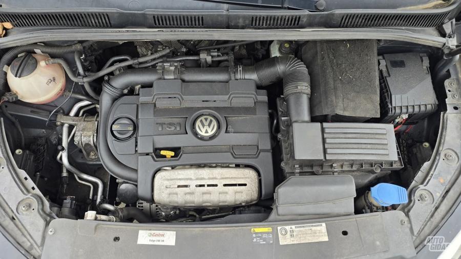 Pelēks Volkswagen Sharan 2014 Marijampole, ar dzinēja tilpumu 1.40 L un nobraukumu 191 tūkst. km par 4950 €, foto 23 vietnē AUTOMOTO.COM.LV