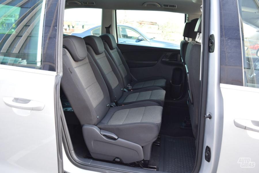 Pelēks Volkswagen Sharan 2014 Viļņa, ar dzinēja tilpumu 2.00 L un nobraukumu 356 tūkst. km par 7000 €, foto 12 vietnē AUTOMOTO.COM.LV