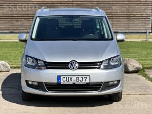 Grey Volkswagen Sharan 2014 in Riga, with an engine capacity of 2.00 L and mileage of 282 thousand km for 8299 €, photo 4 on AUTOMOTO.COM.LV
