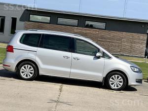 Grey Volkswagen Sharan 2014 in Riga, with an engine capacity of 2.00 L and mileage of 282 thousand km for 8299 €, photo 12 on AUTOMOTO.COM.LV