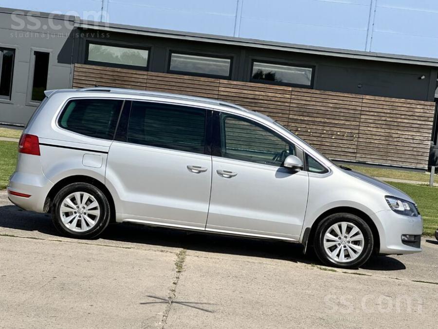 Grey Volkswagen Sharan 2014 in Riga, with an engine capacity of 2.00 L and mileage of 282 thousand km for 8299 €, photo 12 on AUTOMOTO.COM.LV