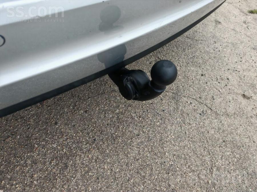Grey Volkswagen Sharan 2014 in Riga, with an engine capacity of 2.00 L and mileage of 282 thousand km for 8299 €, photo 15 on AUTOMOTO.COM.LV