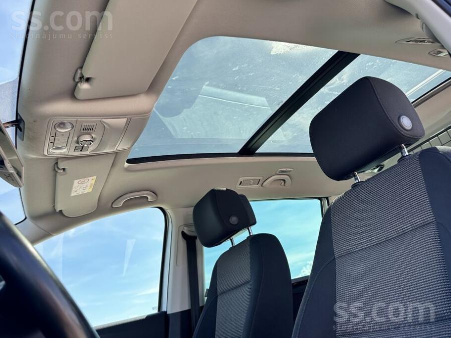 Grey Volkswagen Sharan 2014 in Riga, with an engine capacity of 2.00 L and mileage of 282 thousand km for 8299 €, photo 17 on AUTOMOTO.COM.LV