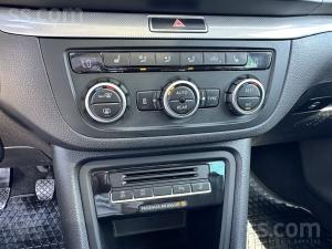 Grey Volkswagen Sharan 2014 in Riga, with an engine capacity of 2.00 L and mileage of 282 thousand km for 8299 €, photo 20 on AUTOMOTO.COM.LV