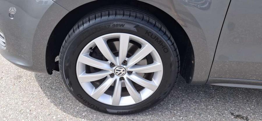 Grey Volkswagen Sharan 2014 in Marijampole, with an engine capacity of 1.97 L and mileage of 279 thousand km for 8700 €, photo 18 on AUTOMOTO.COM.LV