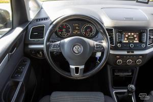 Pelēks Volkswagen Sharan 2014 Kauņa, ar dzinēja tilpumu 2.00 L un nobraukumu 251 tūkst. km par 8700 €, foto 11 vietnē AUTOMOTO.COM.LV