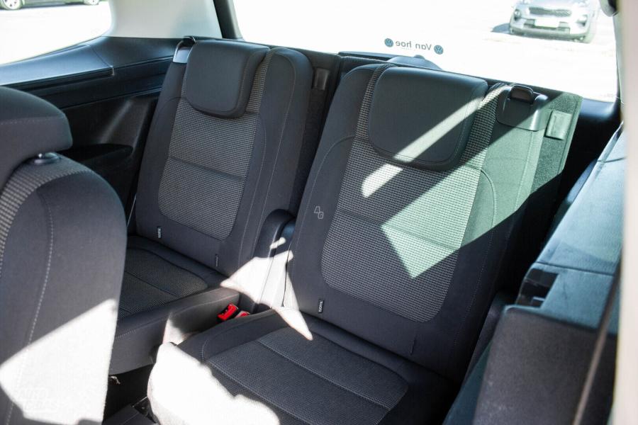 Pelēks Volkswagen Sharan 2014 Kauņa, ar dzinēja tilpumu 2.00 L un nobraukumu 251 tūkst. km par 8700 €, foto 14 vietnē AUTOMOTO.COM.LV