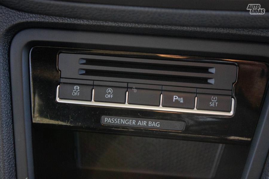 Pelēks Volkswagen Sharan 2014 Kauņa, ar dzinēja tilpumu 2.00 L un nobraukumu 251 tūkst. km par 8700 €, foto 18 vietnē AUTOMOTO.COM.LV