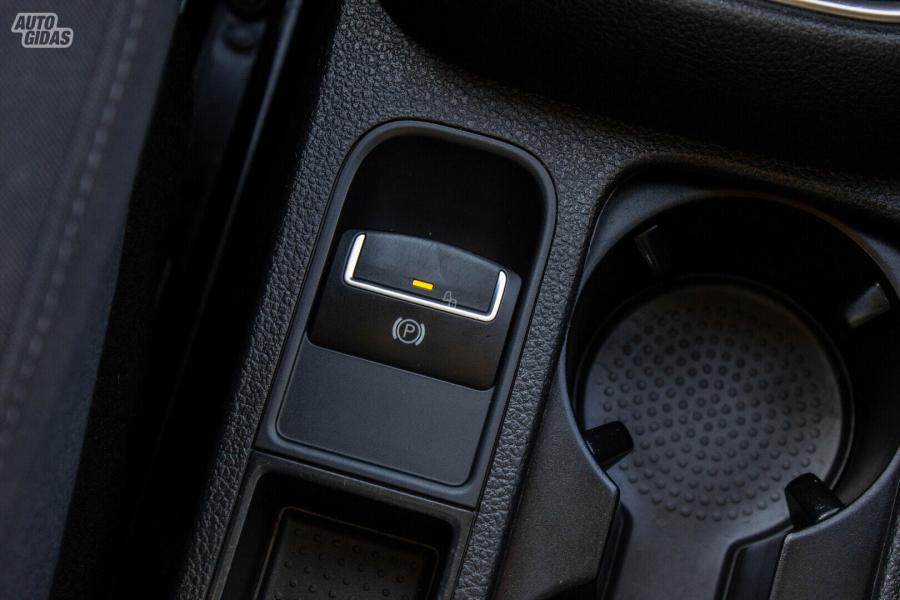 Pelēks Volkswagen Sharan 2014 Kauņa, ar dzinēja tilpumu 2.00 L un nobraukumu 251 tūkst. km par 8700 €, foto 19 vietnē AUTOMOTO.COM.LV