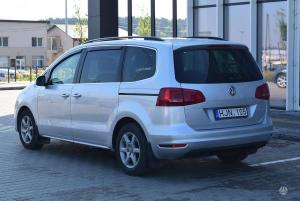 Grey Volkswagen Sharan 2014 in Vilnius, with an engine capacity of 1.97 L and mileage of 356 thousand km for 7000 €, photo 8 on AUTOMOTO.COM.LV