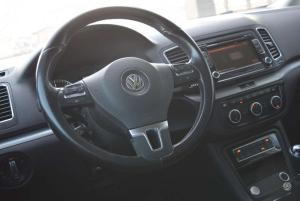 Grey Volkswagen Sharan 2014 in Vilnius, with an engine capacity of 1.97 L and mileage of 356 thousand km for 7000 €, photo 15 on AUTOMOTO.COM.LV