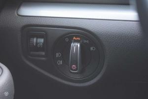 Grey Volkswagen Sharan 2014 in Vilnius, with an engine capacity of 1.97 L and mileage of 356 thousand km for 7000 €, photo 23 on AUTOMOTO.COM.LV