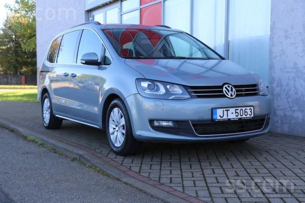 Volkswagen Sharan 2014 in Riga on AUTOMOTO.COM.LV Grey Volkswagen Sharan 2014 in Riga, with an engine capacity of 2.00 L and mileage of 0 thousand km for 5495 €, photo 3 on AUTOMOTO.COM.LV