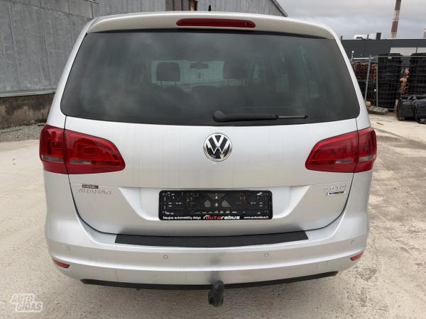 Pelēks Volkswagen Sharan 2014 Kauņa, ar dzinēja tilpumu 2.00 L un nobraukumu 298 tūkst. km par 6800 €, foto 11 vietnē AUTOMOTO.COM.LV