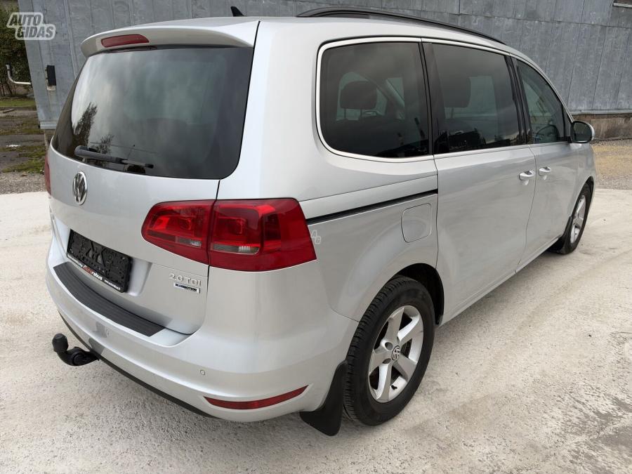 Grey Volkswagen Sharan 2014 in Kaunas, with an engine capacity of 2.00 L and mileage of 298 thousand km for 6800 €, photo 13 on AUTOMOTO.COM.LV