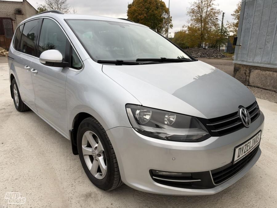 Grey Volkswagen Sharan 2014 in Kaunas, with an engine capacity of 2.00 L and mileage of 298 thousand km for 6800 €, photo 15 on AUTOMOTO.COM.LV