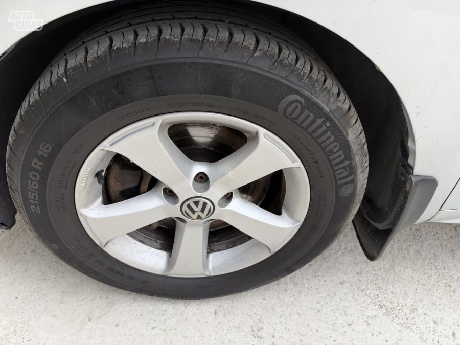 Grey Volkswagen Sharan 2014 in Kaunas, with an engine capacity of 2.00 L and mileage of 298 thousand km for 6800 €, photo 16 on AUTOMOTO.COM.LV