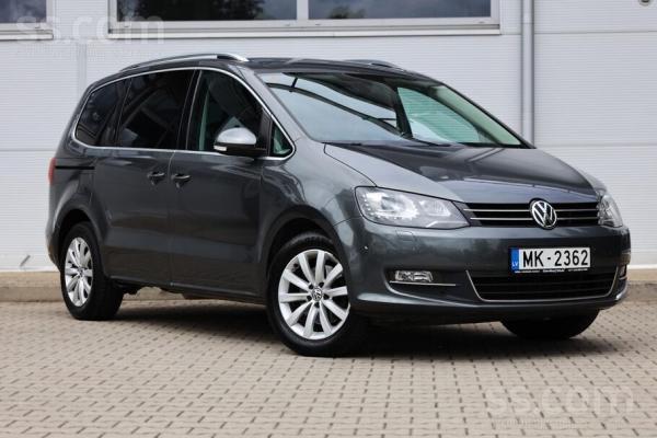 Grey Volkswagen Sharan 2015 in Riga, with an engine capacity of 2.00 L and mileage of 0 thousand km for 7995 €, photo 3 on AUTOMOTO.COM.LV