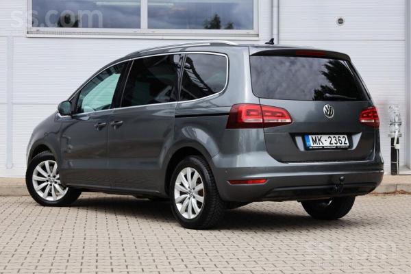 Grey Volkswagen Sharan 2015 in Riga, with an engine capacity of 2.00 L and mileage of 0 thousand km for 7995 €, photo 5 on AUTOMOTO.COM.LV