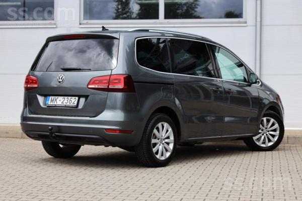Grey Volkswagen Sharan 2015 in Riga, with an engine capacity of 2.00 L and mileage of 0 thousand km for 7995 €, photo 7 on AUTOMOTO.COM.LV