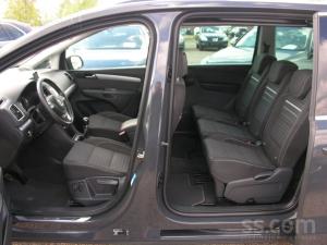 Grey Volkswagen Sharan 2015 in Riga, with an engine capacity of 2.00 L and mileage of 235 thousand km for 9650 €, photo 10 on AUTOMOTO.COM.LV