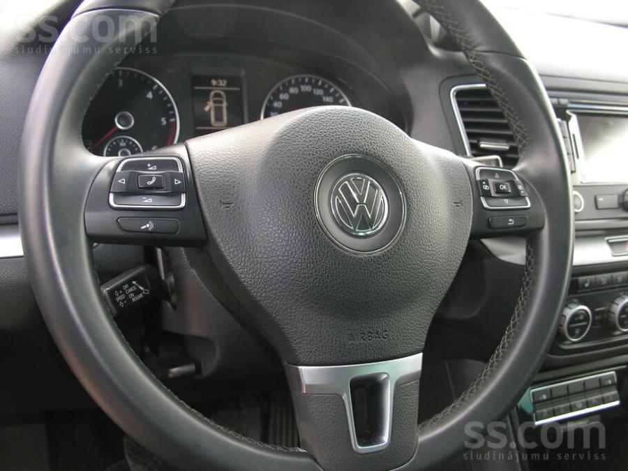 Grey Volkswagen Sharan 2015 in Riga, with an engine capacity of 2.00 L and mileage of 235 thousand km for 9650 €, photo 11 on AUTOMOTO.COM.LV