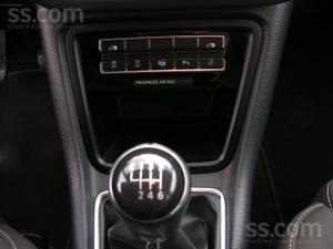 Grey Volkswagen Sharan 2015 in Riga, with an engine capacity of 2.00 L and mileage of 235 thousand km for 9650 €, photo 16 on AUTOMOTO.COM.LV