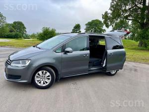 Grey Volkswagen Sharan 2015 in Riga, with an engine capacity of 2.00 L and mileage of 219 thousand km for 12990 €, photo 5 on AUTOMOTO.COM.LV