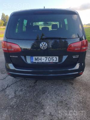 Pelēks Volkswagen Sharan 2015 Rīga, ar dzinēja tilpumu 2.00 L un nobraukumu 322 tūkst. km par 7250 €, foto 6 vietnē AUTOMOTO.COM.LV