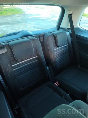 Pelēks Volkswagen Sharan 2015 Rīga, ar dzinēja tilpumu 2.00 L un nobraukumu 322 tūkst. km par 7250 €, foto 13 vietnē AUTOMOTO.COM.LV