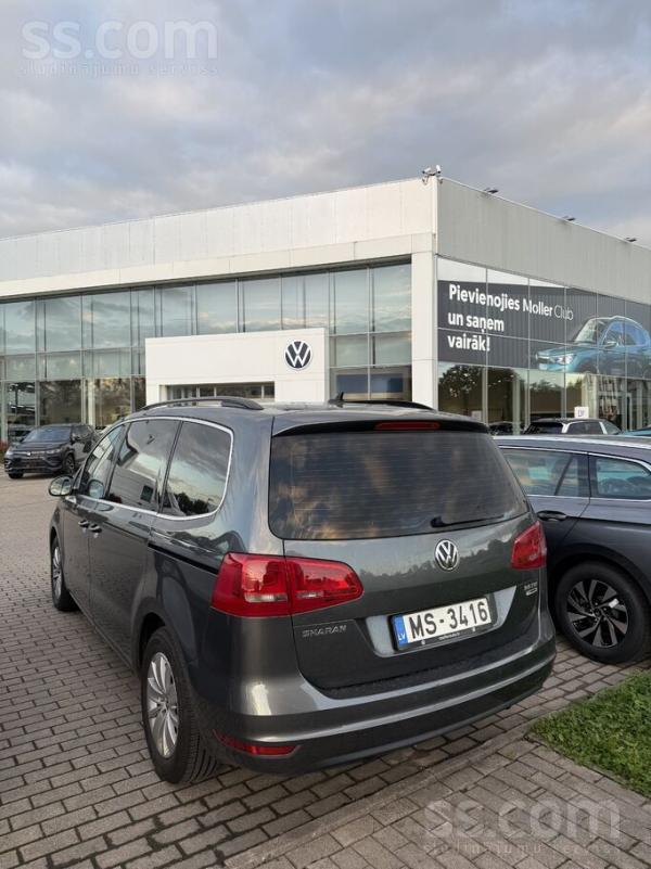 Grey Volkswagen Sharan 2015 in Jurmala, with an engine capacity of 2.00 L and mileage of 332 thousand km for 10000 €, photo 9 on AUTOMOTO.COM.LV