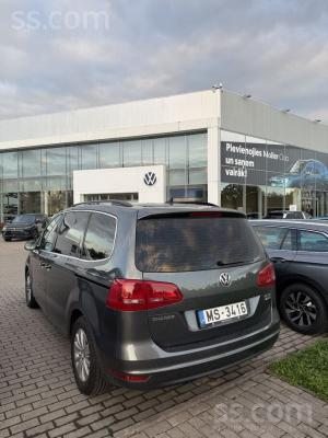 Pelēks Volkswagen Sharan 2015 Jūrmala, ar dzinēja tilpumu 2.00 L un nobraukumu 332 tūkst. km par 10000 €, foto 10 vietnē AUTOMOTO.COM.LV