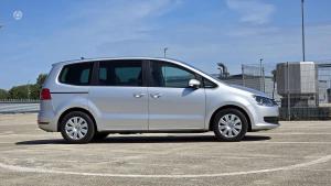 Pelēks Volkswagen Sharan 2015 Viļņa, ar dzinēja tilpumu 1.97 L un nobraukumu 256 tūkst. km par 7800 €, foto 4 vietnē AUTOMOTO.COM.LV