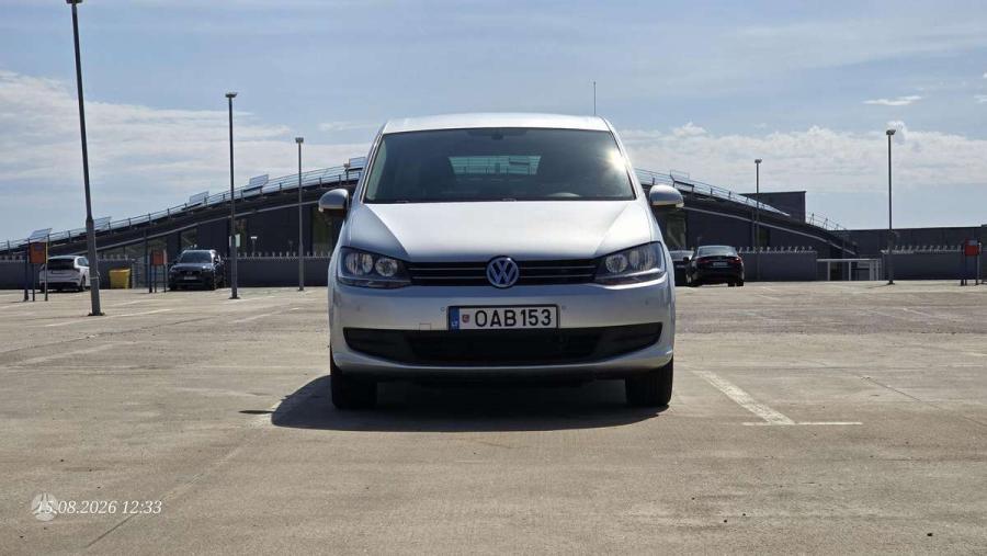 Pelēks Volkswagen Sharan 2015 Viļņa, ar dzinēja tilpumu 1.97 L un nobraukumu 256 tūkst. km par 7800 €, foto 10 vietnē AUTOMOTO.COM.LV