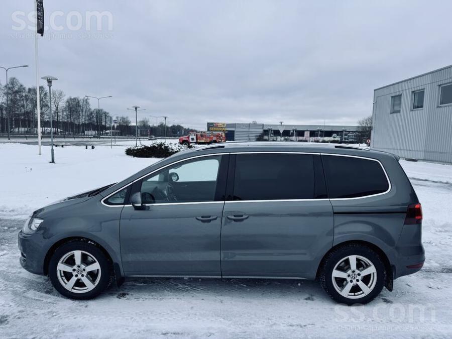 Grey Volkswagen Sharan 2016 in Riga, with an engine capacity of 2.00 L and mileage of 190 thousand km for 14250 €, photo 3 on AUTOMOTO.COM.LV