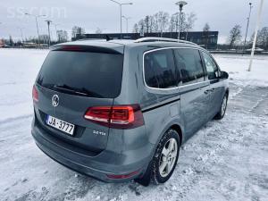 Grey Volkswagen Sharan 2016 in Riga, with an engine capacity of 2.00 L and mileage of 190 thousand km for 14250 €, photo 5 on AUTOMOTO.COM.LV