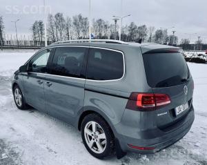 Grey Volkswagen Sharan 2016 in Riga, with an engine capacity of 2.00 L and mileage of 190 thousand km for 14250 €, photo 6 on AUTOMOTO.COM.LV