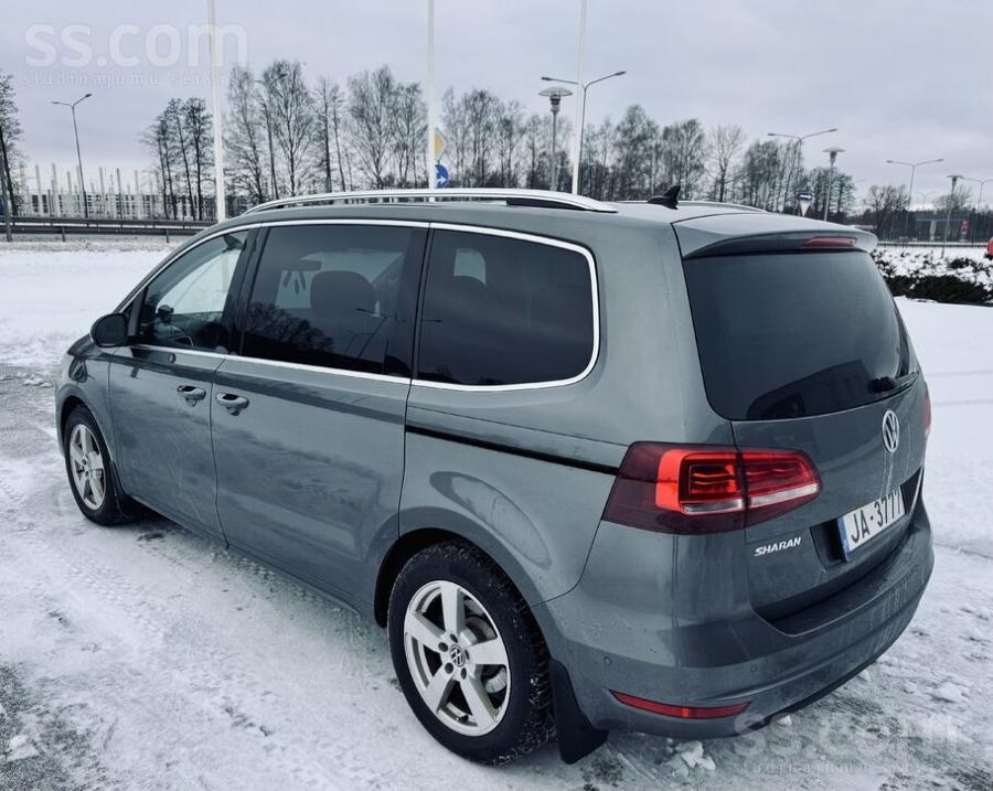 Grey Volkswagen Sharan 2016 in Riga, with an engine capacity of 2.00 L and mileage of 190 thousand km for 14250 €, photo 6 on AUTOMOTO.COM.LV