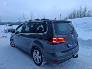 Grey Volkswagen Sharan 2016 in Vilnius, with an engine capacity of 1.97 L and mileage of 269 thousand km for 9650 €, photo  on AUTOMOTO.COM.LV