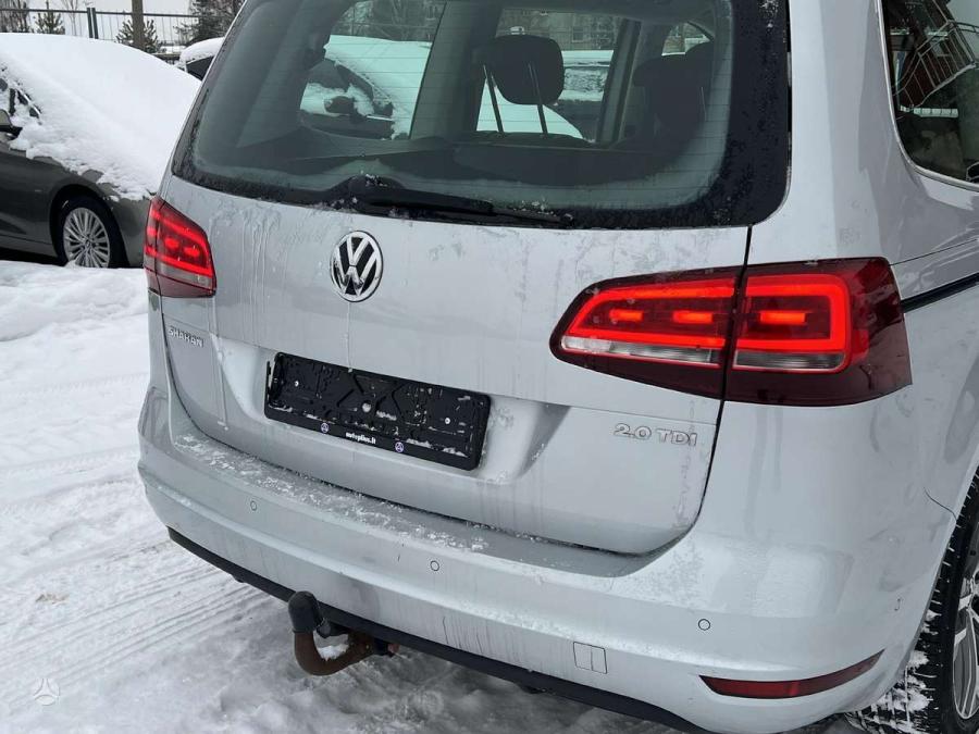 Pelēks Volkswagen Sharan 2016 Kėdainiai, ar dzinēja tilpumu 1.97 L un nobraukumu 242 tūkst. km par 10700 €, foto 9 vietnē AUTOMOTO.COM.LV